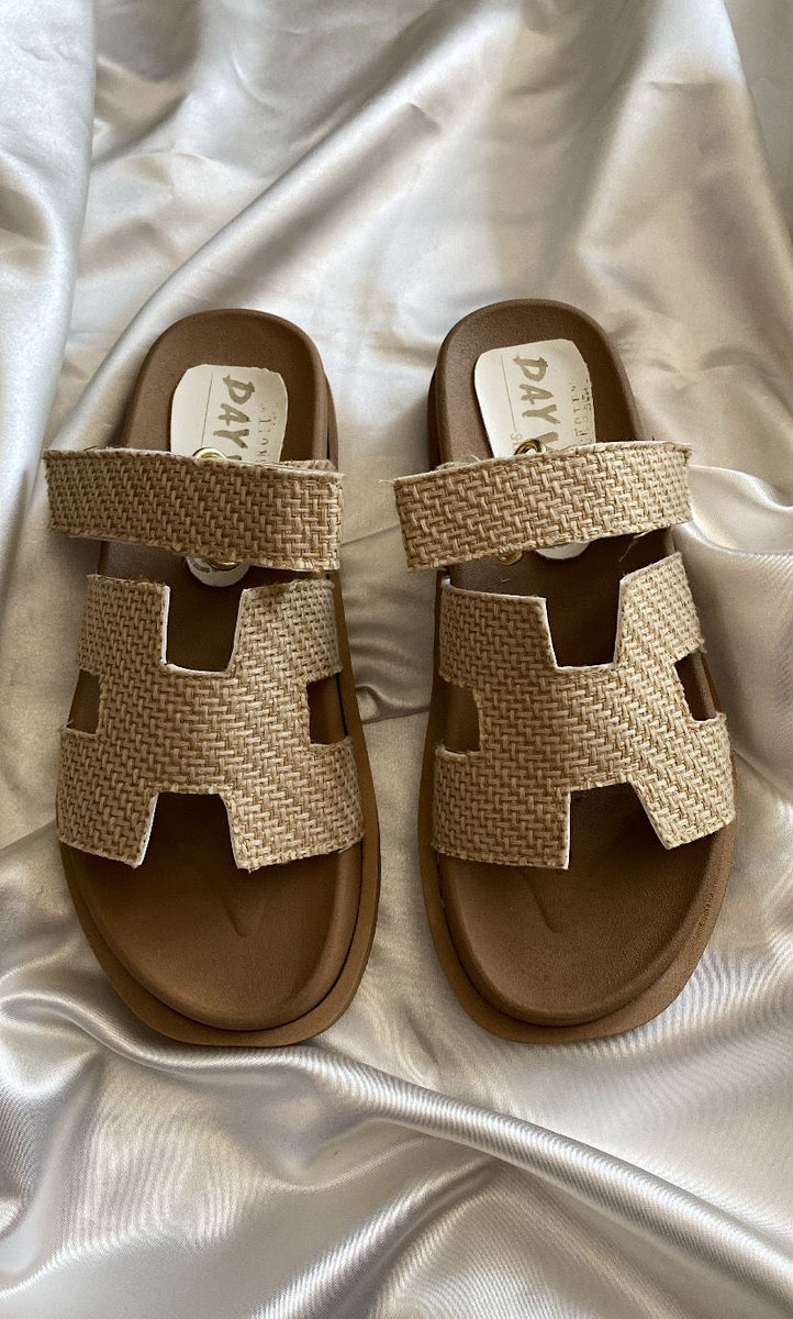 Fiji Caucho – Dayva